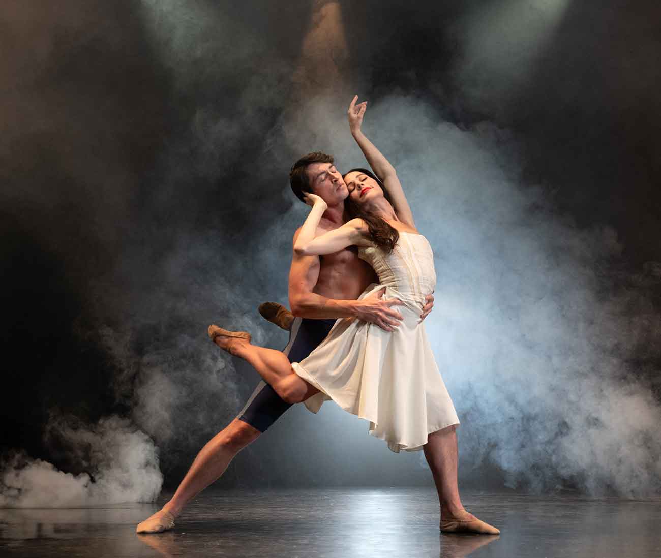 Momentum Close-Up: ‘Fragile Creatures’ – American Midwest Ballet