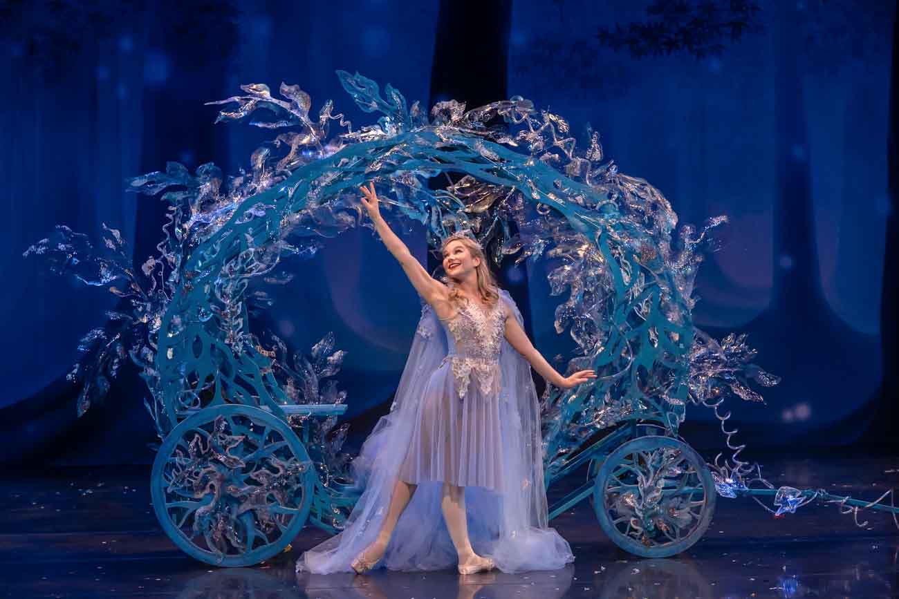 Audiences Love ‘Cinderella’! – American Midwest Ballet