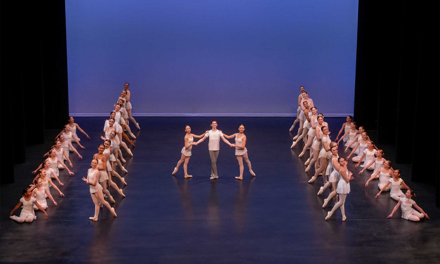 Summer Intensive – American Midwest Ballet